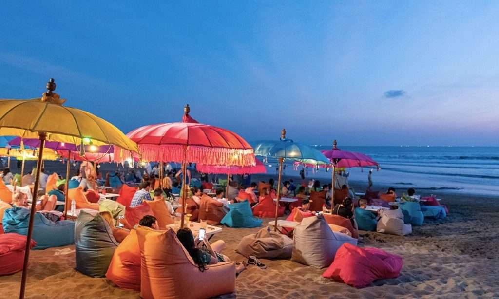 Double Six Beach Bali dan Pesonanya - Putri Bali Rental