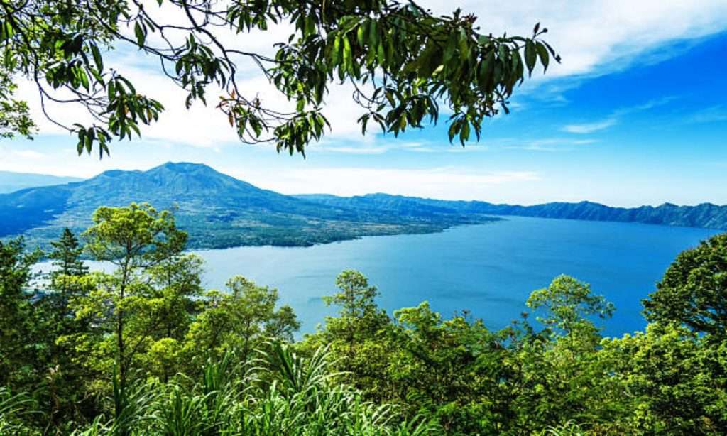 Legenda Danau Batur - Putri Bali Rental